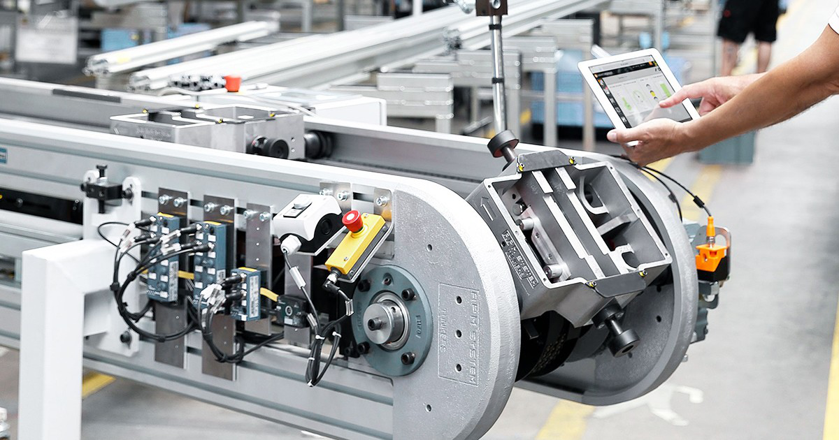 Assistance Systems in Production