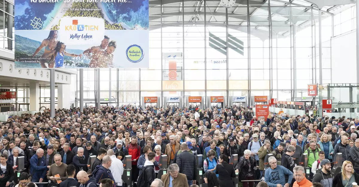 Messe München übertrifft 2023 alle Erwartungen: Höhere Einnahmen und ...